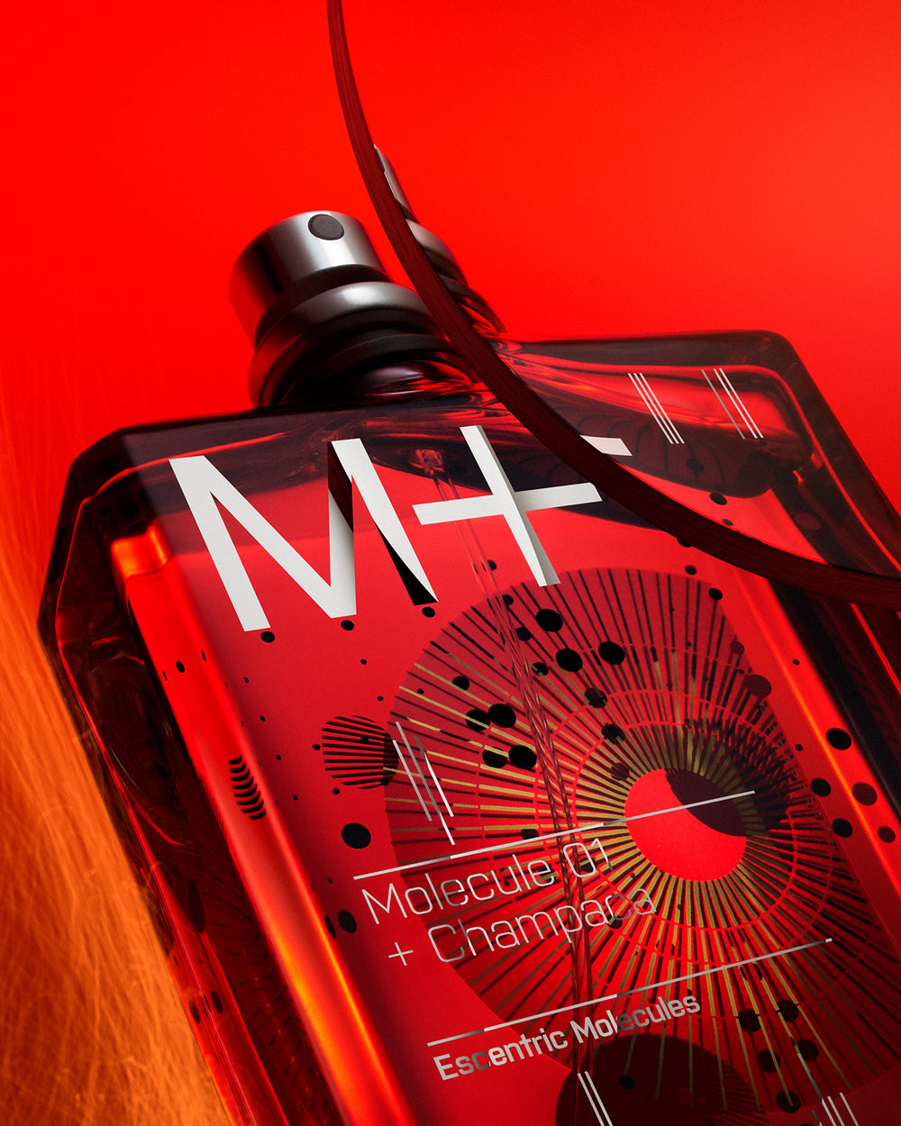 Molecule 01 + Champaca – Escentric Molecules